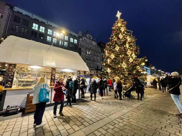 PRAGA en NAVIDAD y sus mercadillos [fechas/horarios 2026]