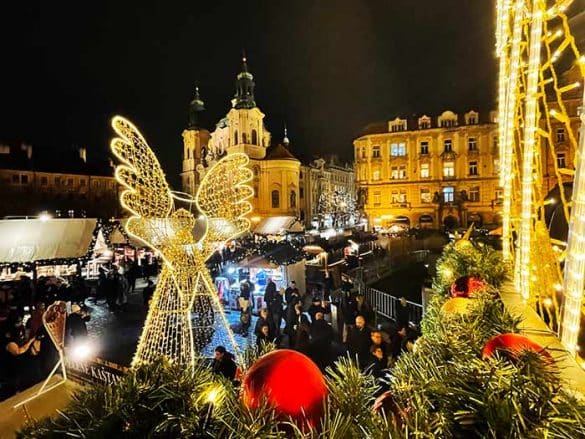 PRAGA en NAVIDAD y sus mercadillos [fechas/horarios 2026]
